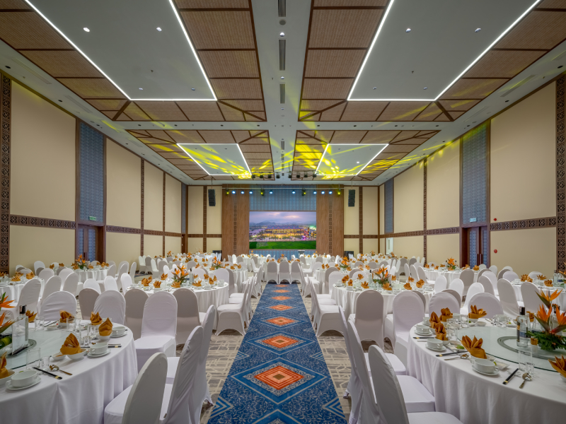 HUTC tham gia Famtrip “Chạm vào miền di sản – Hành trình nghỉ dưỡng đậm ...